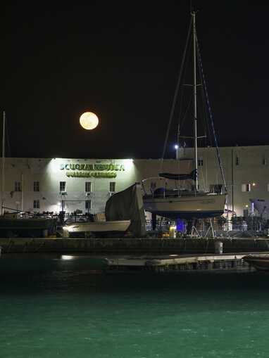 A Window on the Sea — Daniele Varrazzo